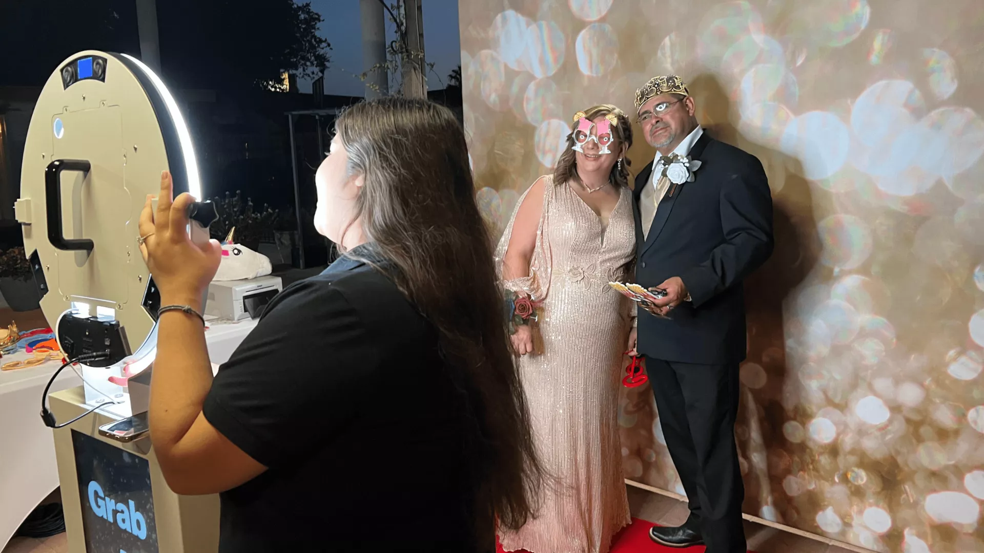 Book The #1 Photo Booth in The Rio Grande Valley | Insta Party Booths