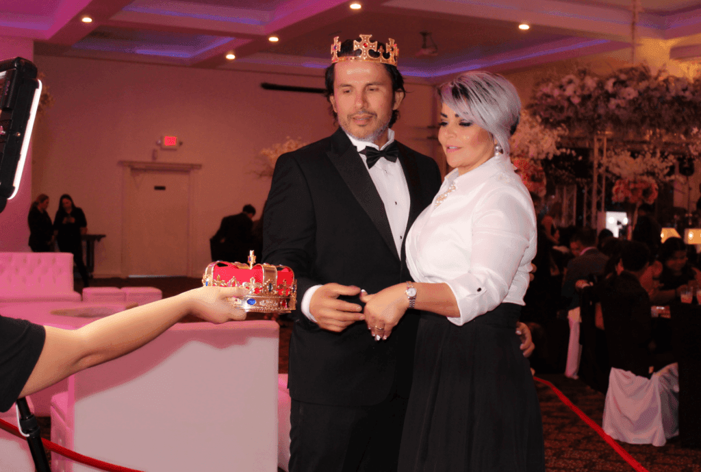 Book The #1 360 Video Booth in McAllen, TX | Insta Party Booths